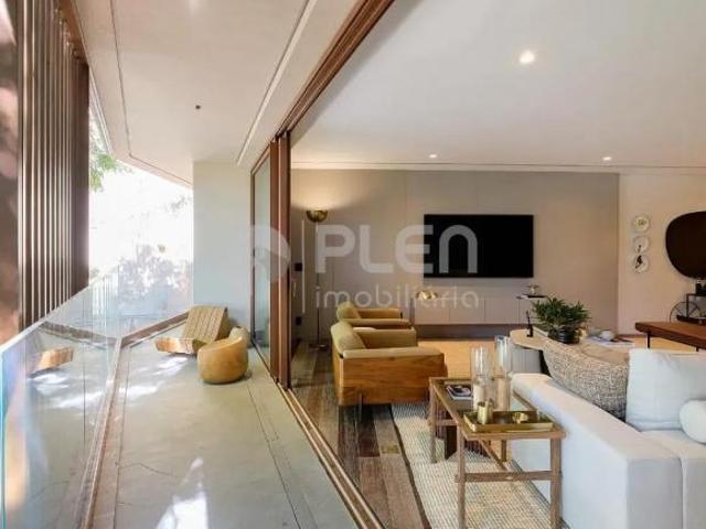 Apartamento no Cidade Jardim com 2 Suítes e 2 Vagas à venda, São Paulo, SP