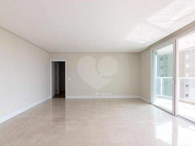 APARTAMENTO NO COM 3 SUÍTES 4 Bhs. 3 VAGAS CONDOMÍNIO SAINT VICTORIA RESIDENCE
