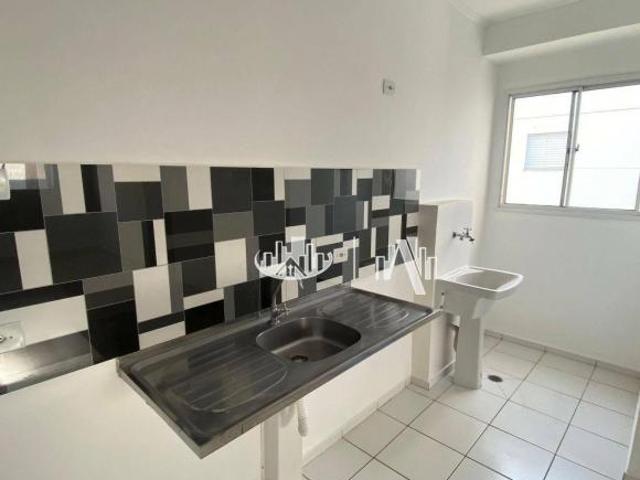 Apartamento no Cond. Vila dos Ipês com 2 quartos à venda, 45 m² por R$ 170.000 Ouro Verde Londri