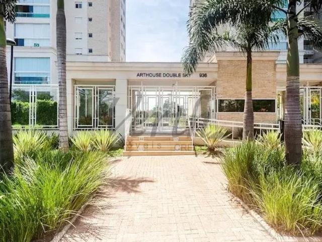 Apartamento no condomínio Arthouse Double Sky com 2 suítes e 189m²