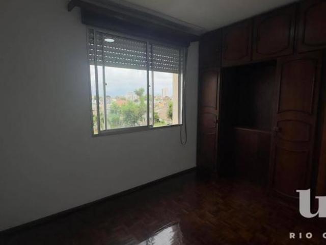 Apartamento no condomínio Marcilio Dias