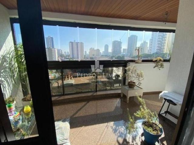 Apartamento no Condomínio Algeciras 3 suítes 135m² no Tatuapé