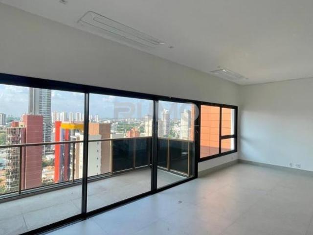 Apartamento no condomínio Bordeaux no bairro Cambuí em Campinas