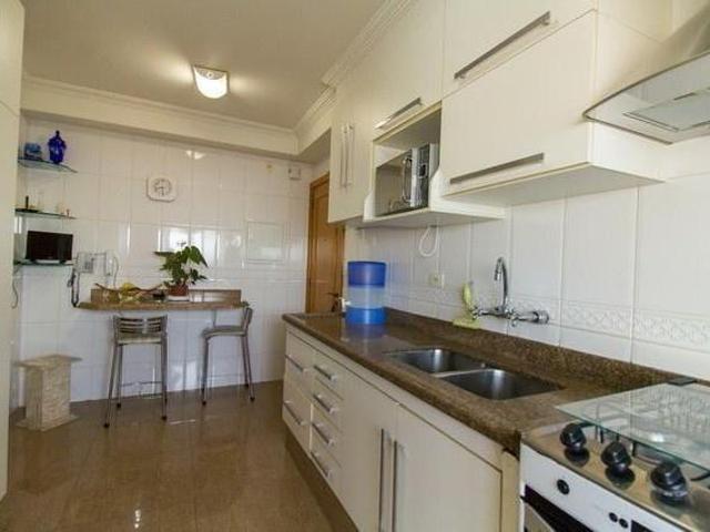 Apartamento no Condomínio Castelo de Sintra na Vila Pereira Barreto com 98m² 3 d