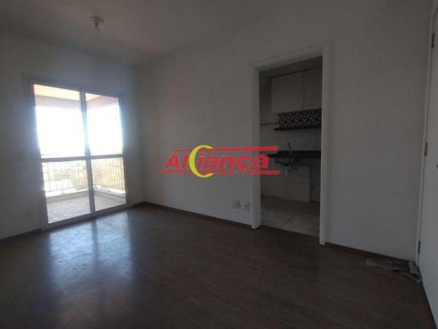 Apartamento no Condomínio Clip Design com 52m², Vila Augusta, Guarulhos
