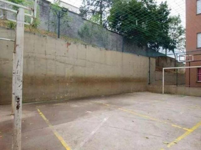 Apartamento no Condomínio Conj Hab Fluorita I Jardim Vila Formosa