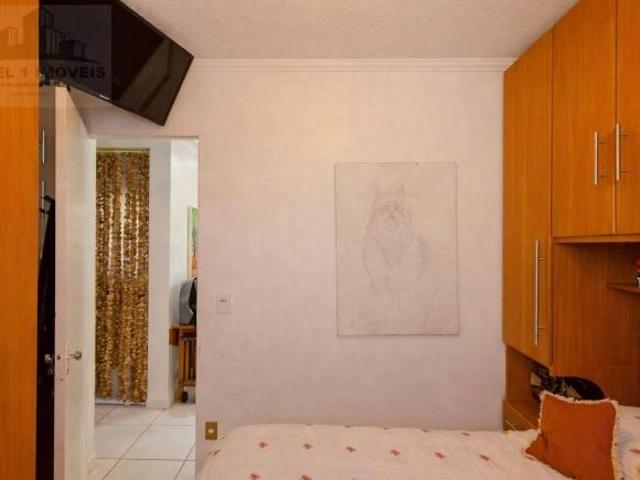 Apartamento no Condomínio Conj Habitacional Artur Alvim