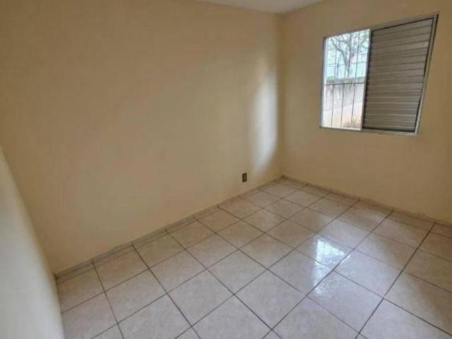 Apartamento no Condomínio Diná Jardim Lucinda / Zona Leste