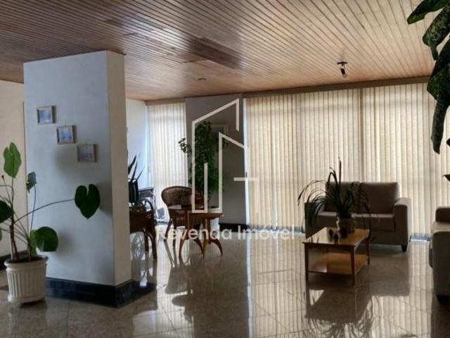 Apartamento no Condomínio Edifício Aquárius na Vila Brasílio Machado com 3 dormi