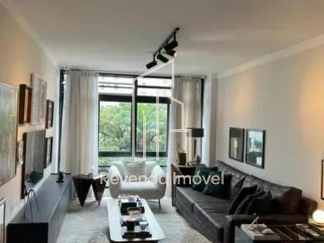 Apartamento no Condomínio Edifício Cyntia no Jardim Paulista com 105m² 2 dormitórios 1 suíte 3 banhe