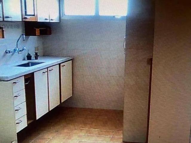 Apartamento no Condomínio Edifício Izabel Marisa Pompeia / Sp