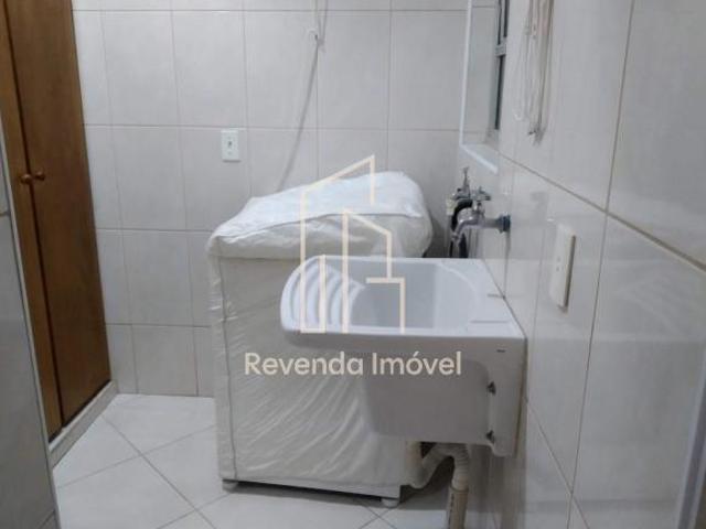 Apartamento no Condomínio Edifício Lolita no Jabaquara com 110m² 3 dormitórios 1 suíte 2 banheiros 1