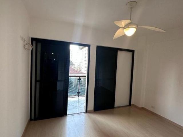 Apartamento no Condomínio Edifício Simely