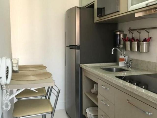 Apartamento no Condomínio Edifício Uptown Arouche com 43m e 1 quarto na República