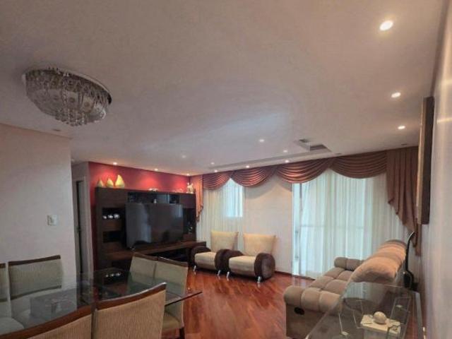 Apartamento no Condomínio Essence com 2 dormitórios, suíte, sala ampliada e lazer completo