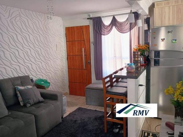 Apartamento no Condomínio Espanha
