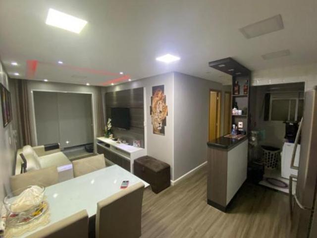 Apartamento no Condomínio Flores Parque do Carmo no Jardim São Cristóvão com 47m² 2 dormitórios 1 ba