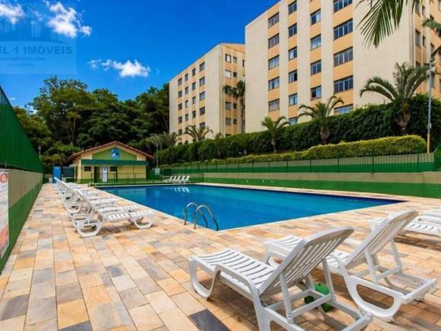 Apartamento no Condomínio Green Land Cotia