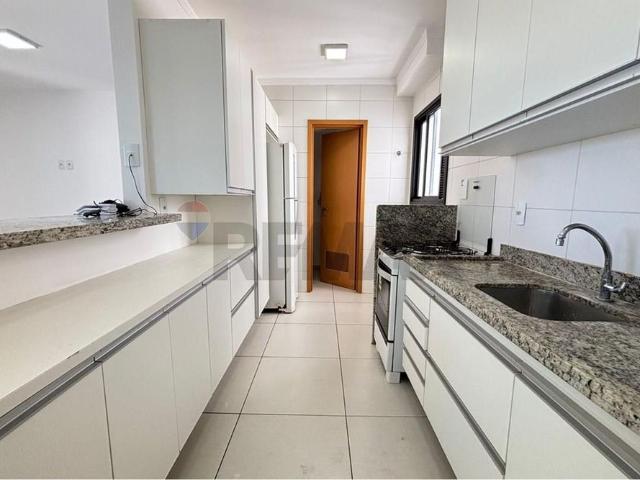 Apartamento no condominio Green Life 3 dormitorios