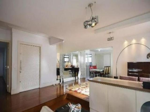 Apartamento no Condomínio Ilha de Corfu na Vila Andrade com 245m² 4 dormitórios 3 suítes 3 banheiros