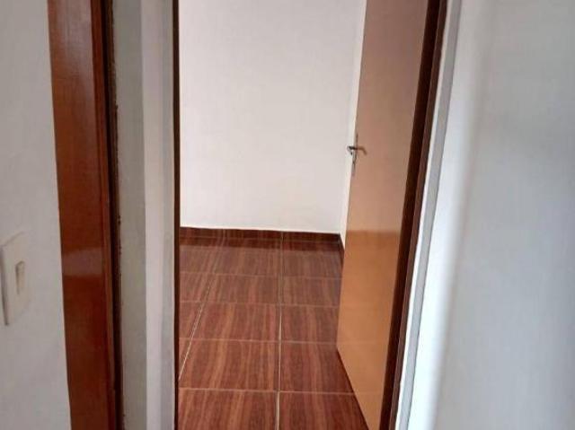 Apartamento no Condomínio Jardim Maria Sampaio Taboão da Serra