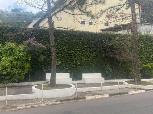 Apartamento no Condomínio Parque dos Pássaros Cotia