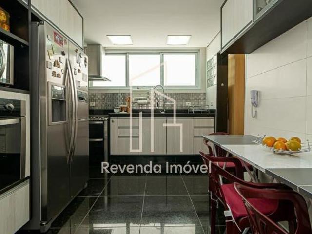 Apartamento no Condomínio Residence e Calaft no Jardim Paulista com 168m² 3 dorm