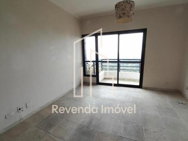 Apartamento no Condomínio Residencial Velazquez à venda em São Paulo Vila Indi