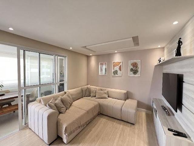 Apartamento no Condomínio Supremo