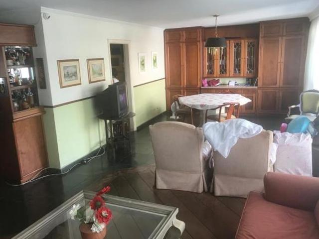 Apartamento no Condomínio Santa Paula no Paraíso com 240m² 3 dormitórios 1 suíte 4 banheiros 2 vagas