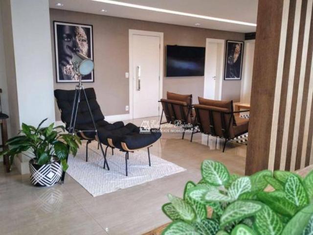 Apartamento no Condomínio Sólon Vila Rosália