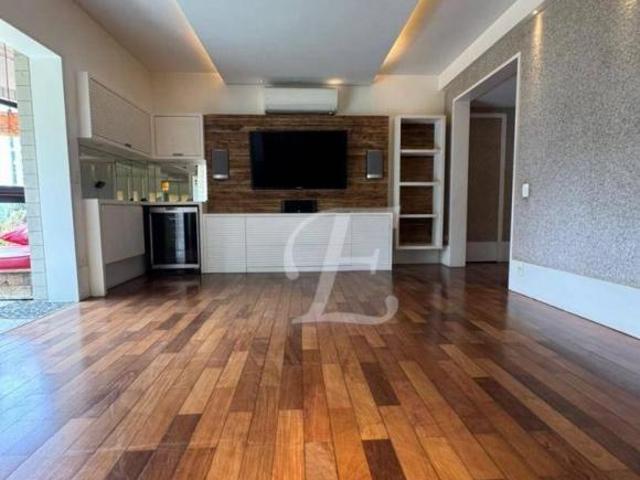 Apartamento no Condomínio Villaggio Panamby com 4 dormitórios à venda, 220 m² por R$ 2.862.000 Jar