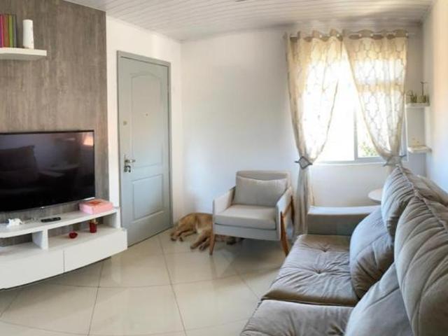 Apartamento no Conjunto Residencial Moradias Atenas I