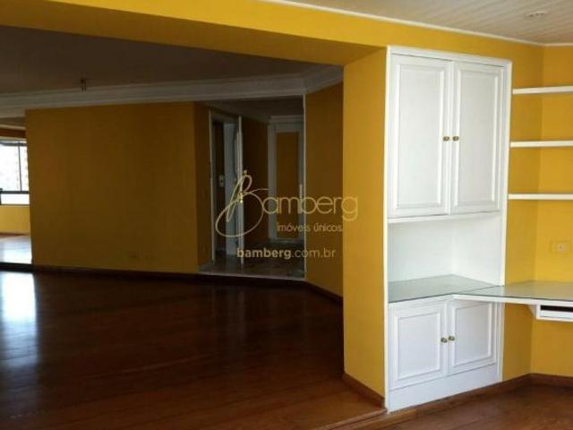 Apartamento no coração do Campo Belo !
