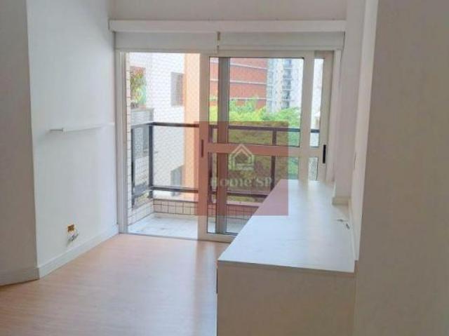 Apartamento no coração da Vila Olímpia, 76m², 3 dormitórios, 1 suíte, 1 vaga