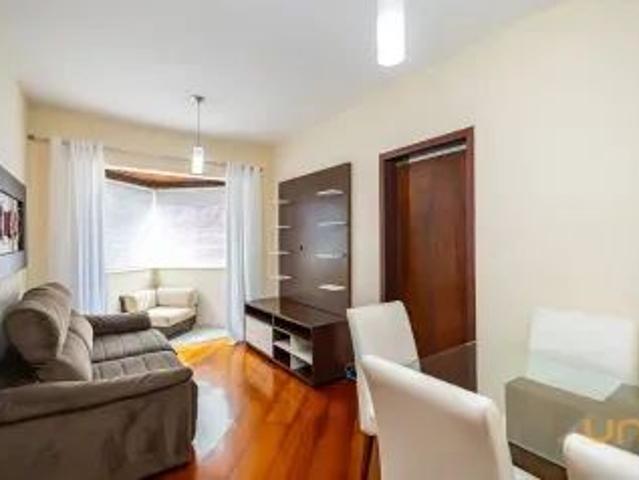 Apartamento no Cristo Rei de 109 m² com 2 quartos