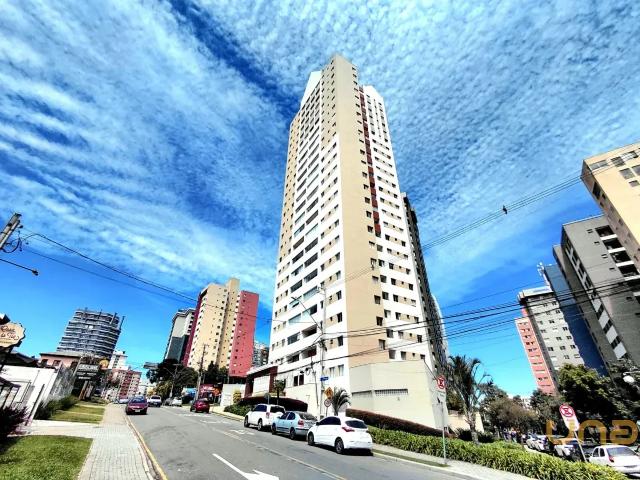 Apartamento no Cristo Rei de 111 m² com 3 quartos