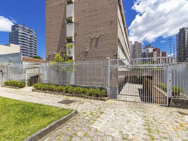 Apartamento no Cristo Rei de 124.7 m² com 3 quartos