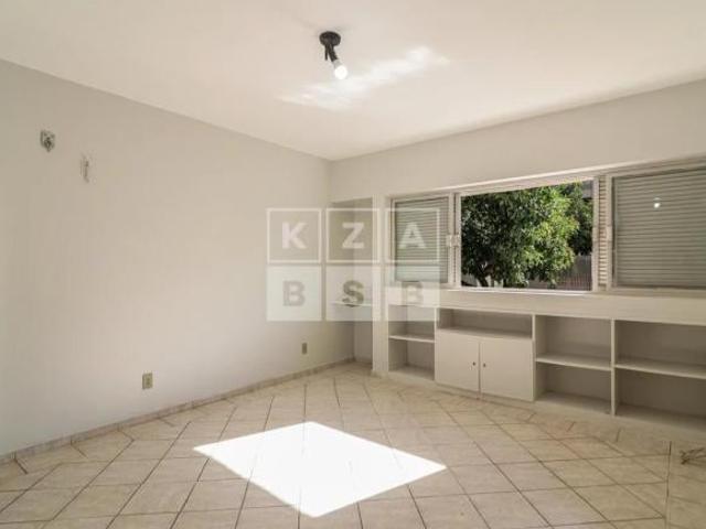 Apartamento no Cruzeiro Novo! Canto 1 andar 3 quartos SHCES 1109