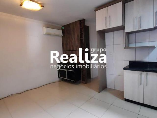 Apartamento no Desvio Rizzo área nobre mobiliado, 2 dormitórios, sacada, sala e cozinha,1 banheiro
