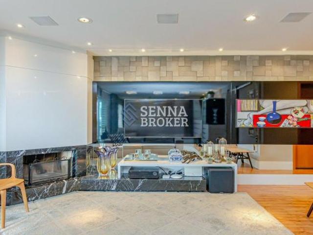 Apartamento no Ecoville com 3 Suítes 4 Vagas de garagem + Depósito