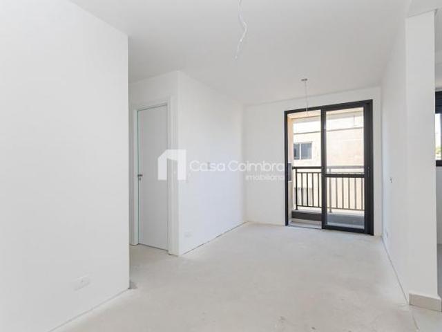 Apartamento no Ecoville com 2 quartos e garagem pr