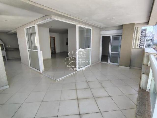 Apartamento no Ed Camarot Astúrias, Guarujá SP: 3 suítes, 2 salas, 5 banheiros, 2 vagas de garagem!