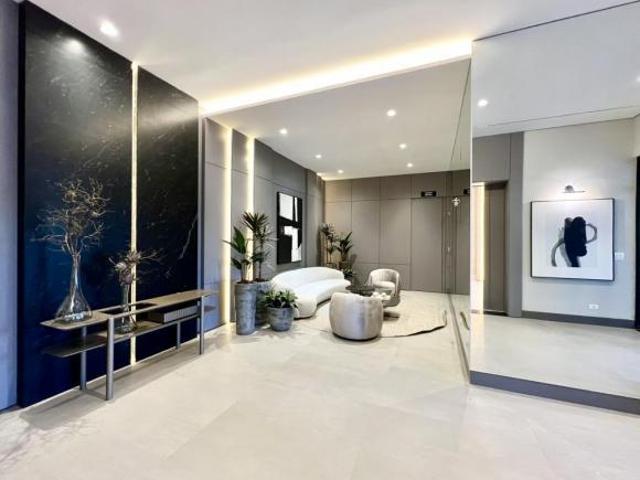APARTAMENTO COM 1 SUÍTE E 2 QUARTOS NA CHÁCARA PAULISTA EM MARINGÁ