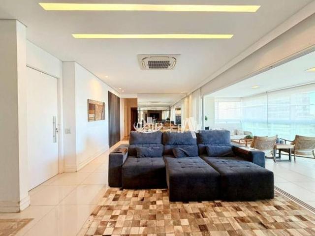 Apartamento no Edif. Maison Victoria com 3 Suites à venda, 182 m² por R$ 2.150.000 Gleba Palhano