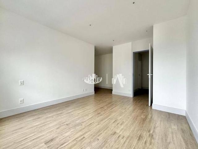 Apartamento no Edif. Lumini com 3 Suites à venda, 181 m² por R$ 1.950.000 Gleba Palhano Londrina