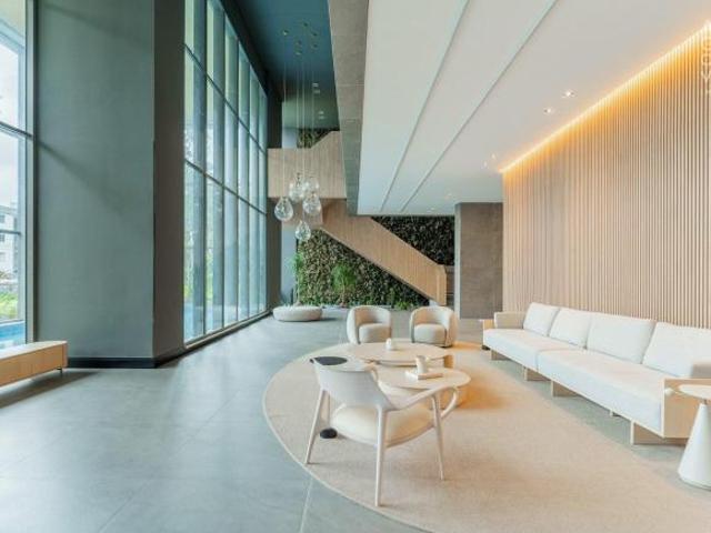 Apartamento no Edifício Vitra, 03 Suítes, 02 Vagas, Andar Alto, Água Verde, Curitiba