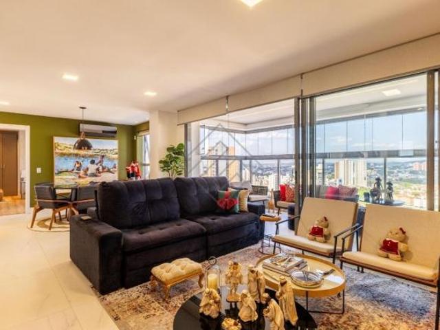 Apartamento no Edifício Vitra – Plaenge à Venda