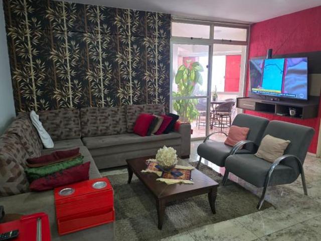 Apartamento no Edifício Vivar Nova Suiça Apartamento com 2 Quarto s por R$ 400000.00 no setor Nov