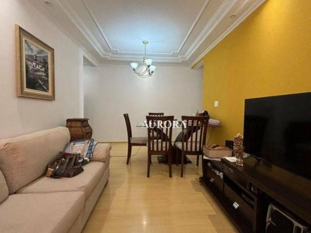 Apartamento no Edifício Ambassador com 2 dormitórios e uma suíte à venda, 66 m² por R$ 369.000 Cen